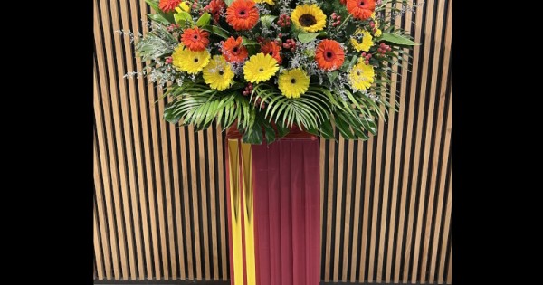 Grand Opening Flower Stand CS02 | Free Delivery in Singapore | Eden ...